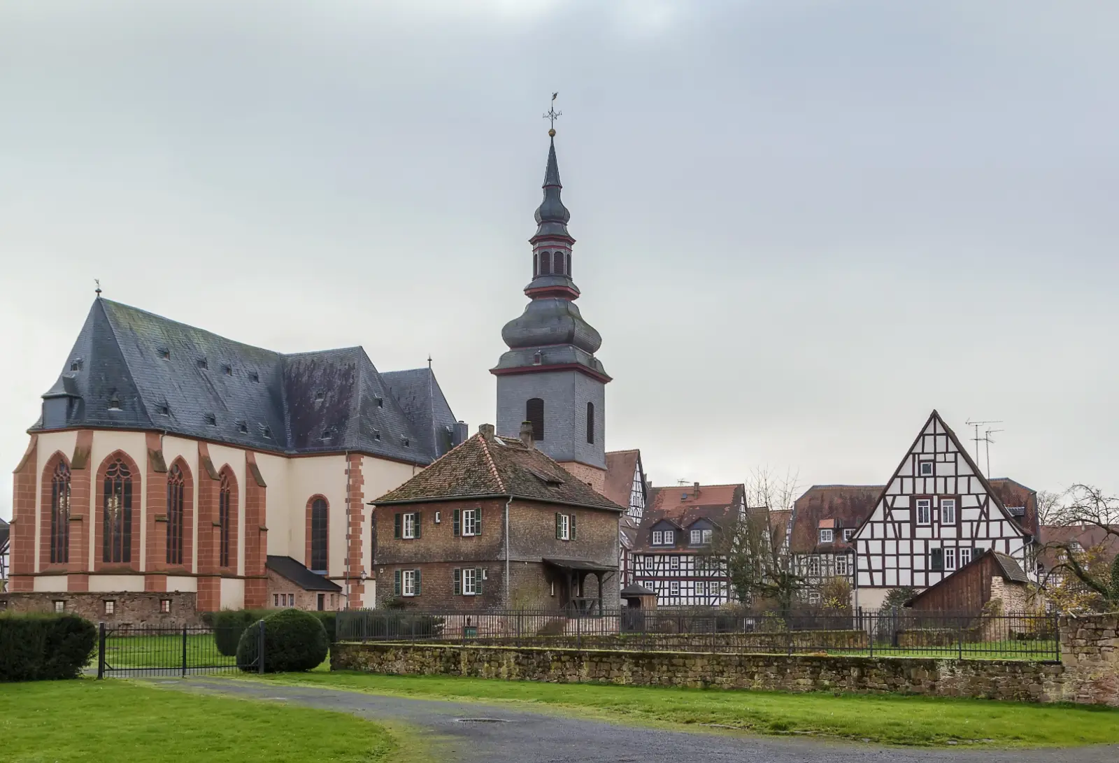 Wohnmobil mieten in der historischen Stadt Büdingen